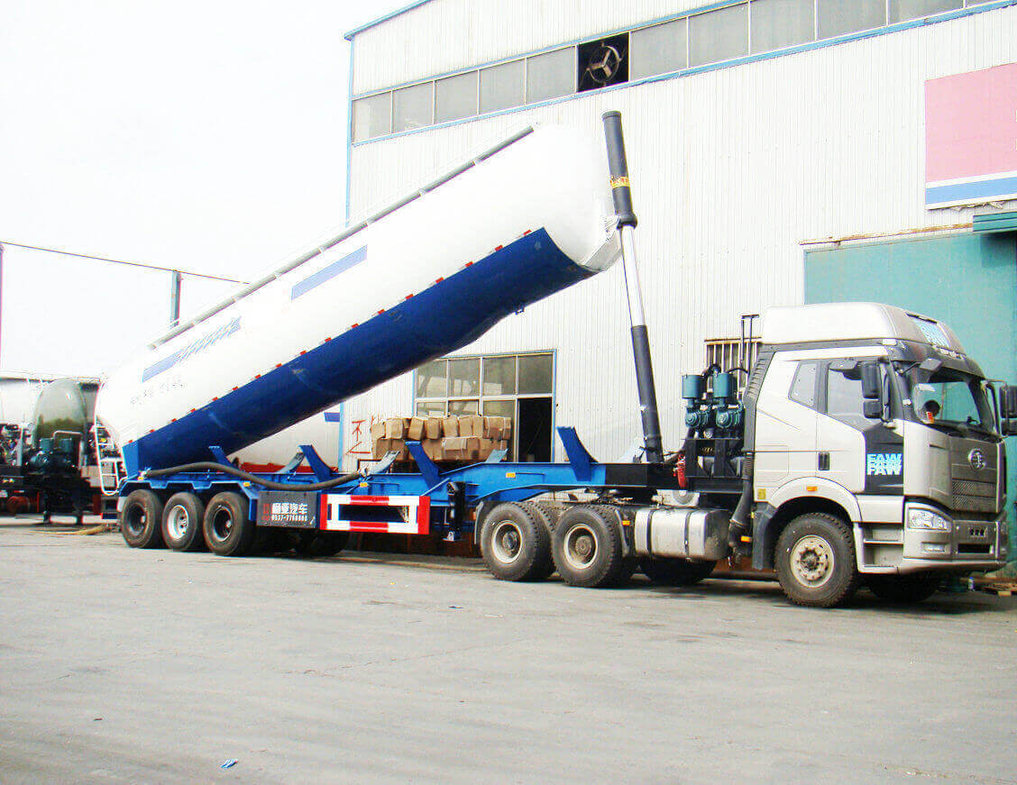 DTA Dry Bulk Tank Semi-Trailer