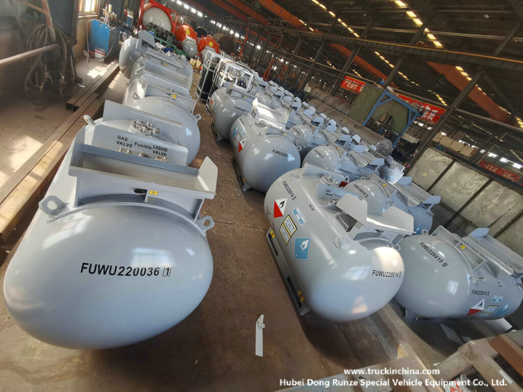 32Units Metal Alky Portable C480 Portable Tank UN T21 for 1.88 M3 TEAL ...