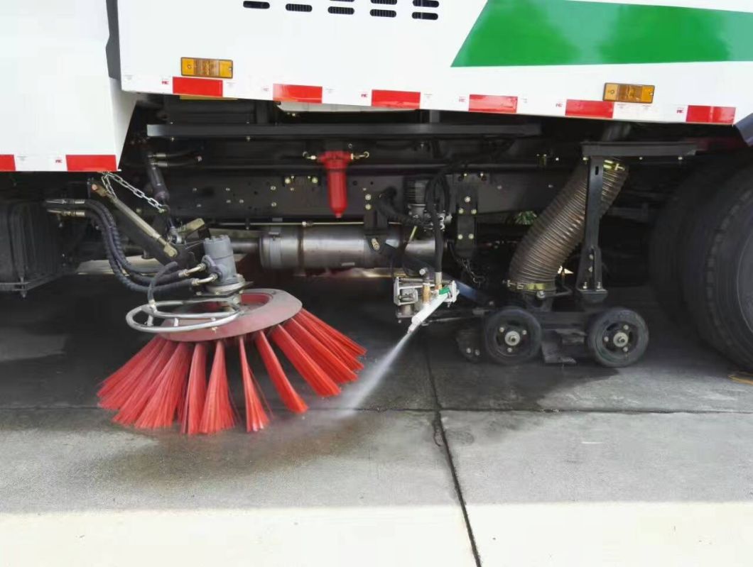 Righ Hand Drive Road Sweeper Truck 5.5m3 Stainless Steel 304