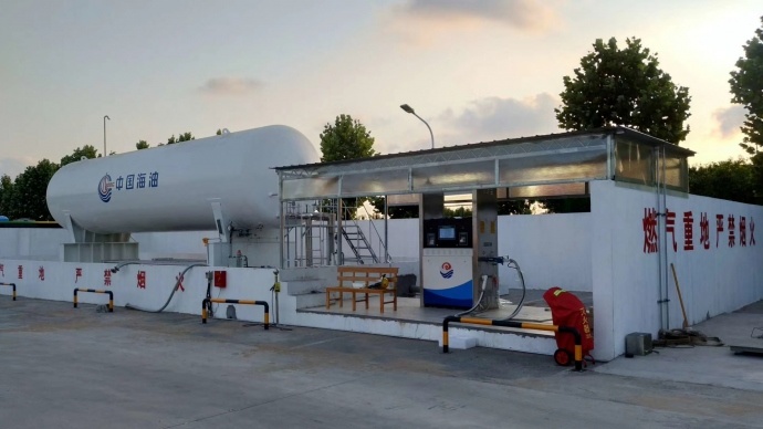 Wholesale LNG Filling Plant Liquefied Natural Gas (LNG) Stations with Skid LNG Tank in Chinese ...
