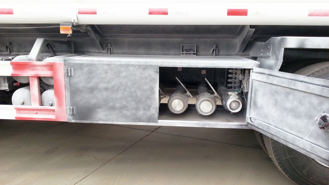 Beiben Offroad Diesel Tanker for Petroleum Oil, Gasoline, Petrol ...