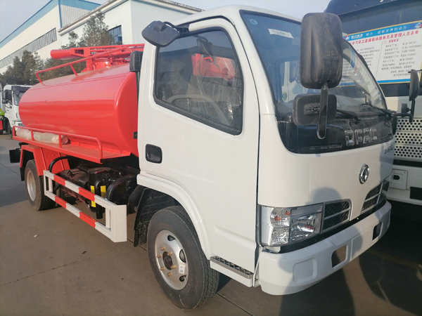 Dongfeng Septic Tank , Cesspit , Cesspool Sewage Suction Tanker Truck ...
