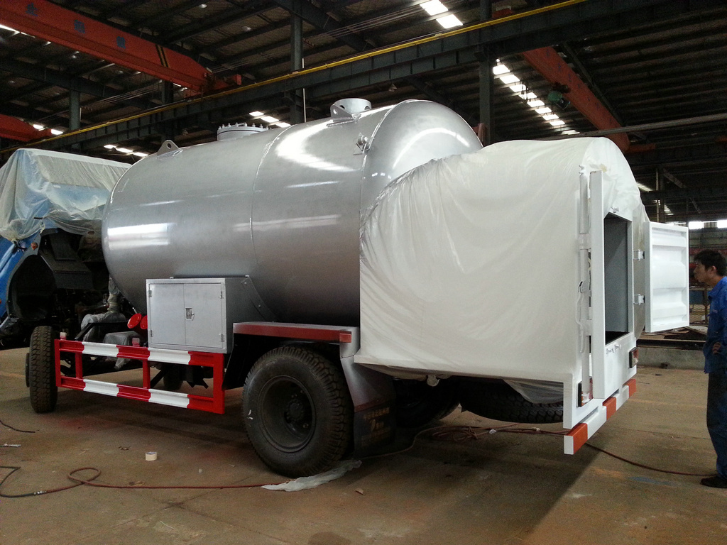 Wholesale Dongfeng LPG Bobtail Tank Truck (Road LPG Tanker) Mounted ...