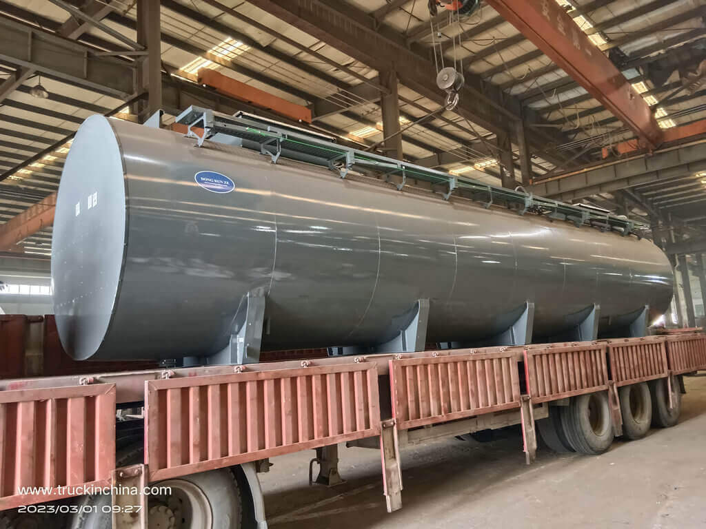 3 Sets Lined PE Tanks 6604Gallon For Storage Transport Sodium ...