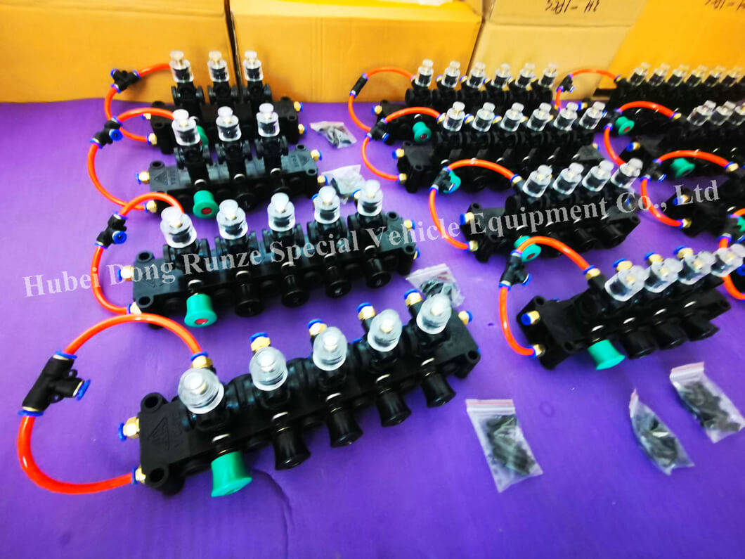 Pneumatic Control Block Plastic Switch 7 compartments Fuel Tanker Block ...