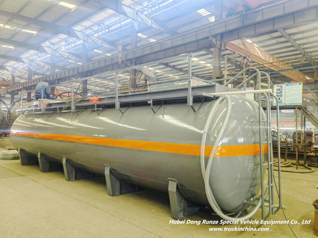 6 Sets Lined PE Tanks 6604Gallon For Storage Transport Hydrochloric ...