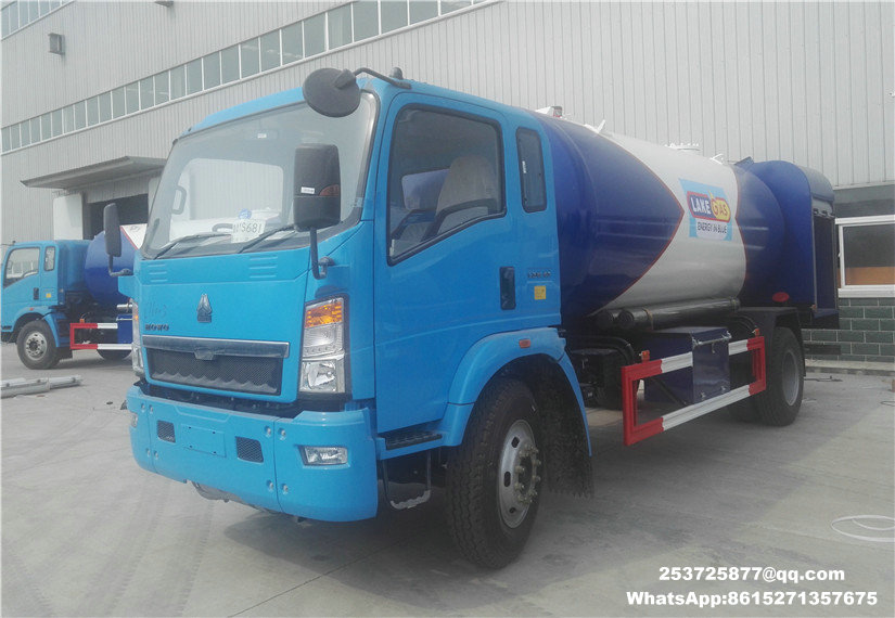 HOWO LPG bobtail truck 12CBM RHD ,LPG Transport Truck Tankers, LPG ...